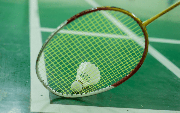17 Common Badminton injuries (Prevention & Treatment)