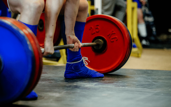 15 Common Powerlifting injuries (Prevention & Treatment)