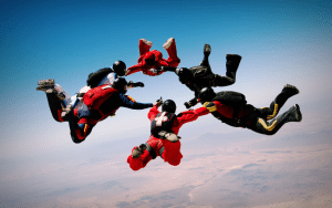 Skydiving Equipment List: 17 Items (with Pictures)