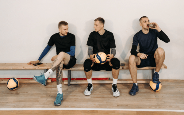 Volleyball Equipment List: 19 Items (with Pictures)