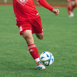 10 Most Popular Athletes from Peru