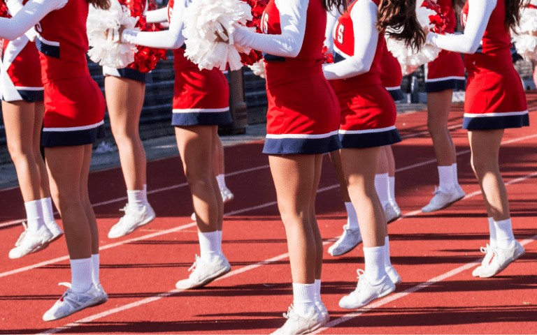 Cheerleading Equipment List: 18 Items (with Pictures)